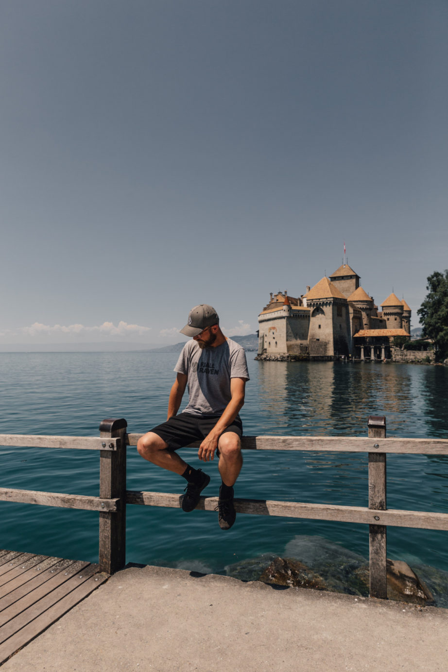 Chateau de Chillon: poznejte nejzachovalejší hrad Švýcarska | Scout and ...